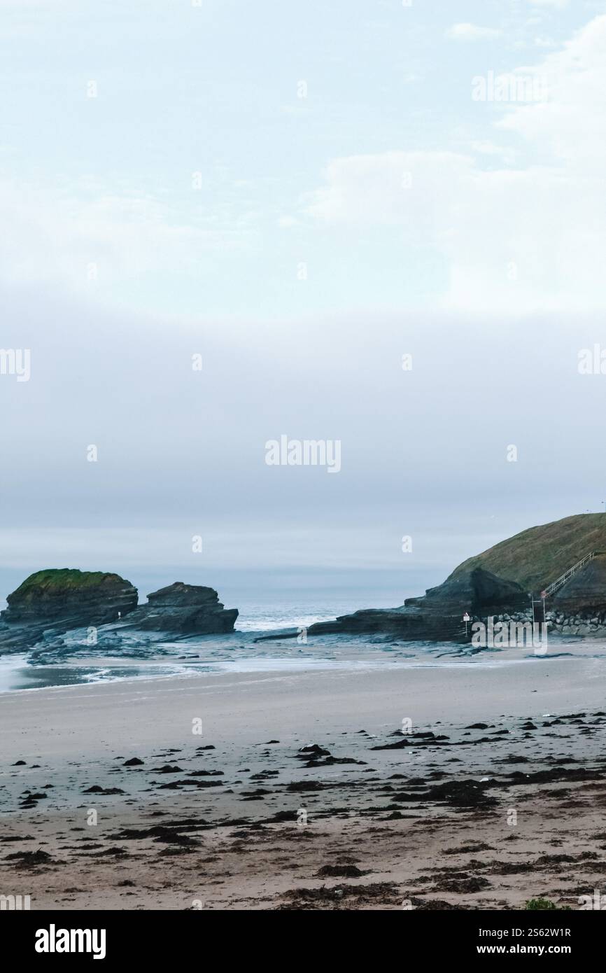 Cold, overcast winter's day on a beach in Ireland Stock Photo - Alamy