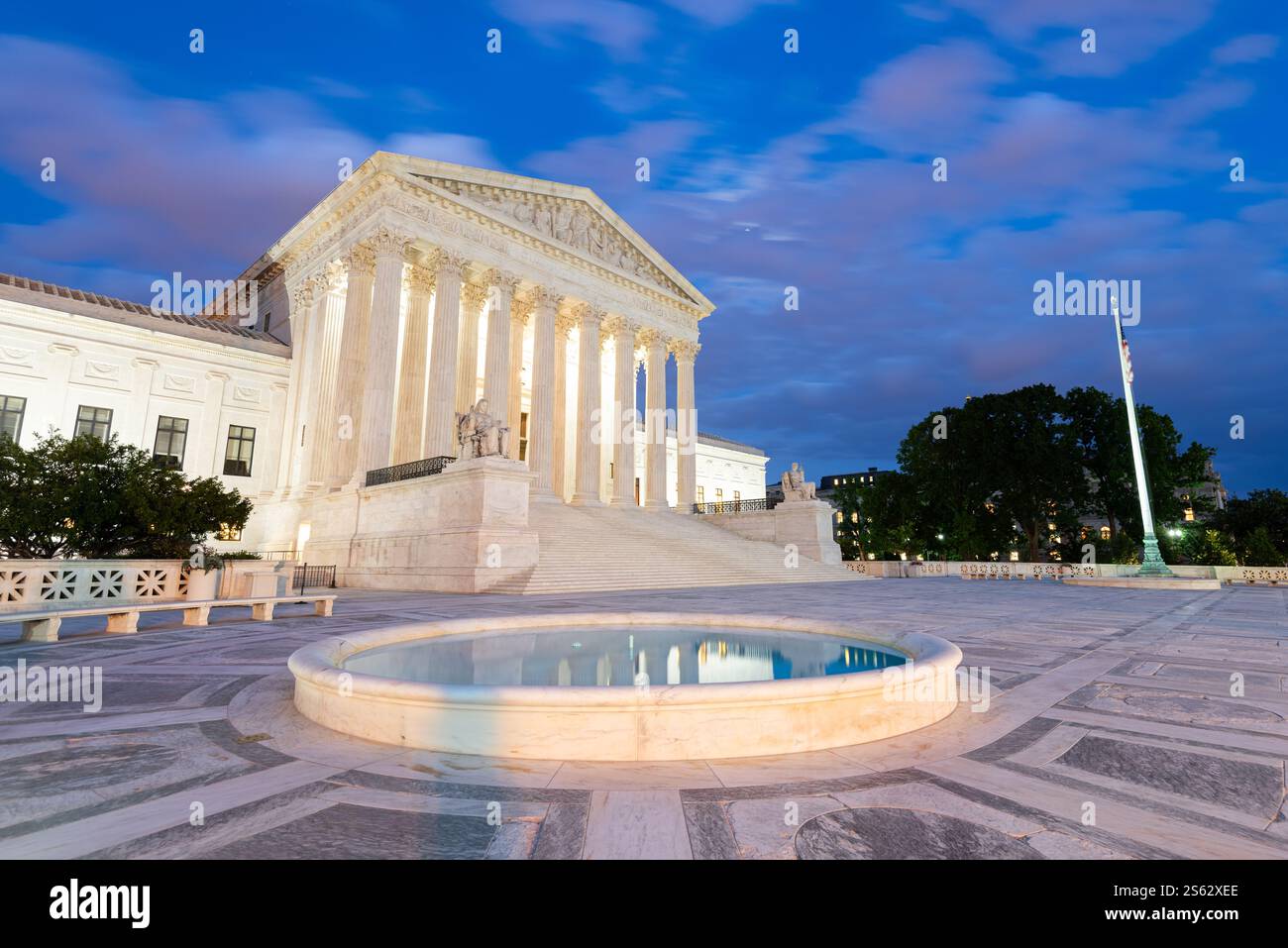 Washington dc water plaza hi-res stock photography and images - Alamy
