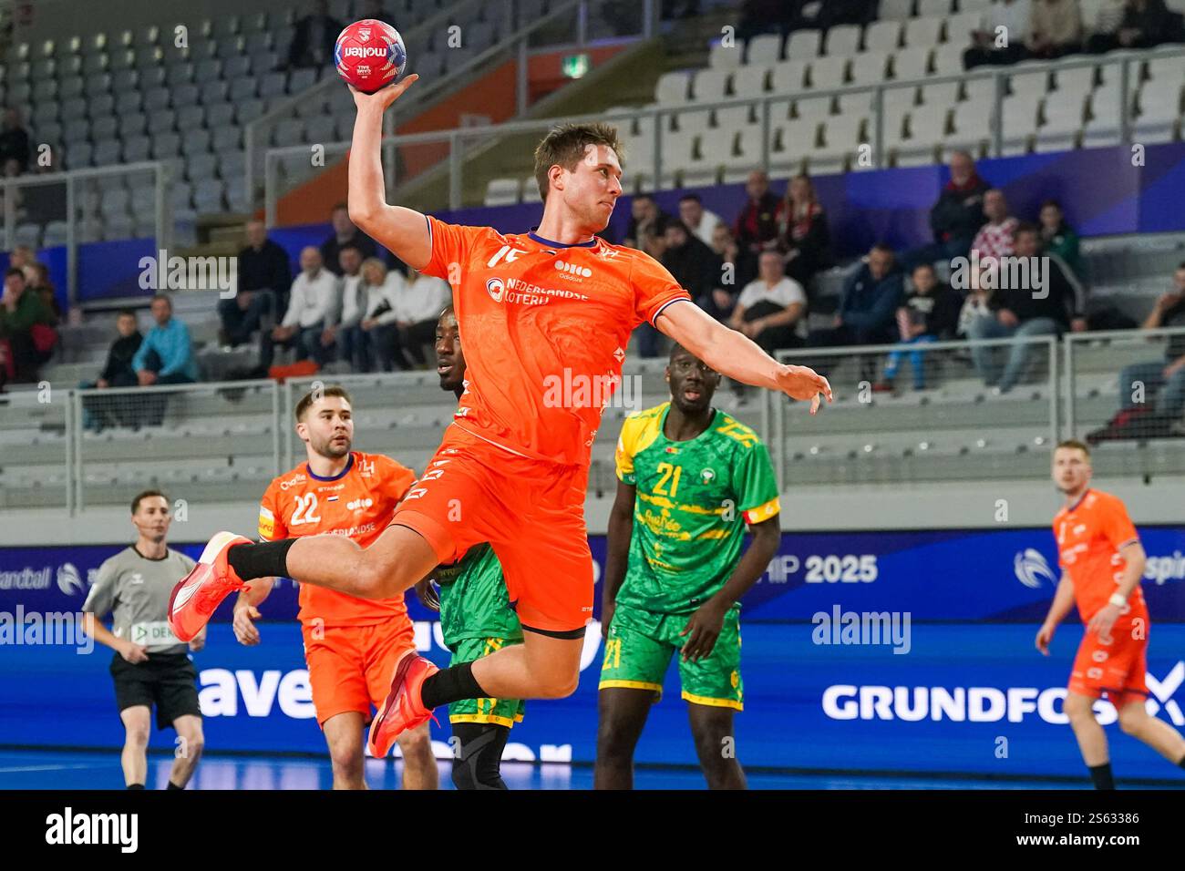 Varazdin, Croatia. 15th Jan, 2025. VARAZDIN, CROATIA - JANUARY 15: Lars Kooij of The Netherlands ...