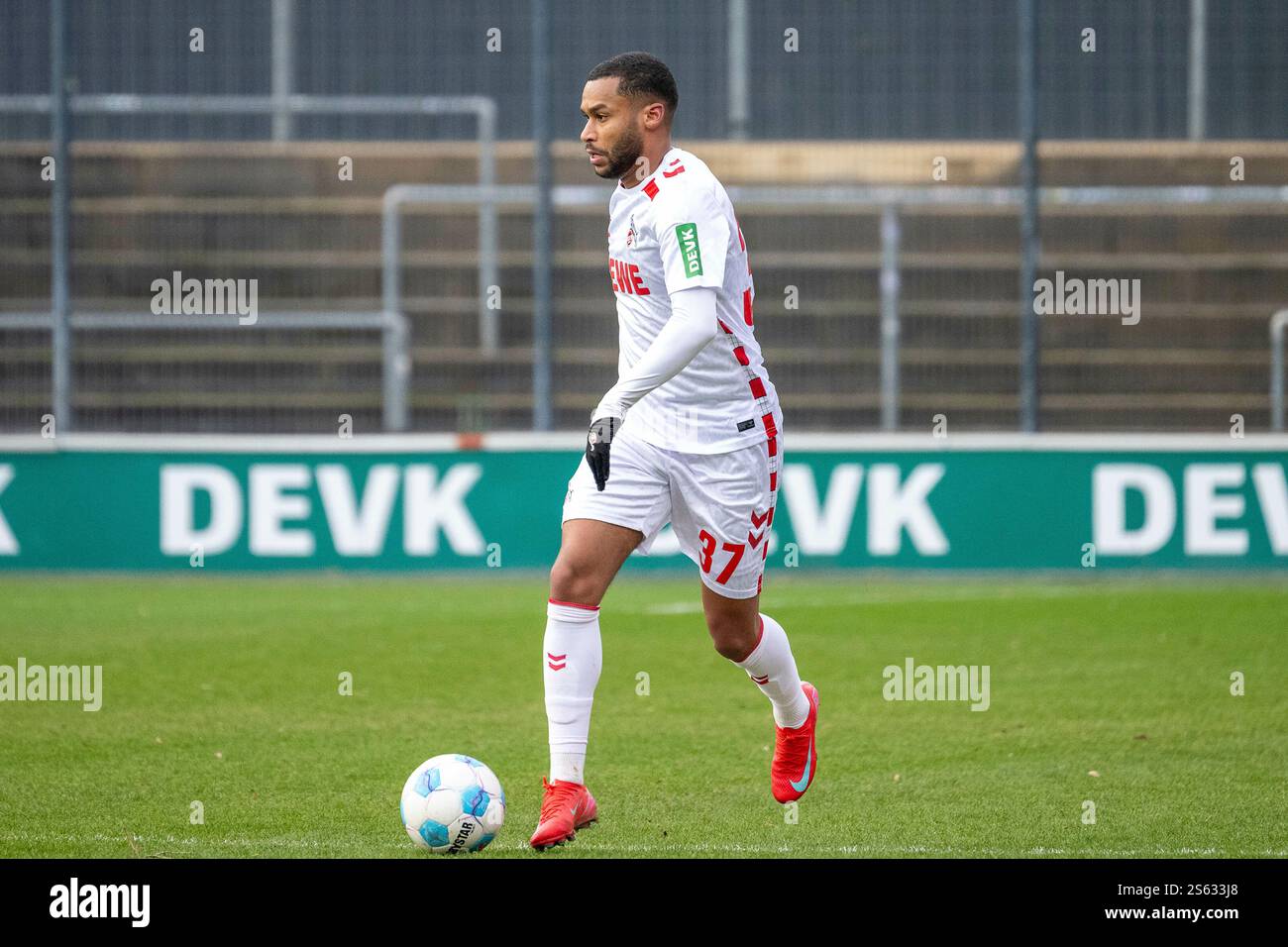 Koeln, Deutschland. 14th Jan, 2025. 14.01.2025, Fussball: Freundschaftsspiel, 1. FC Koeln ...