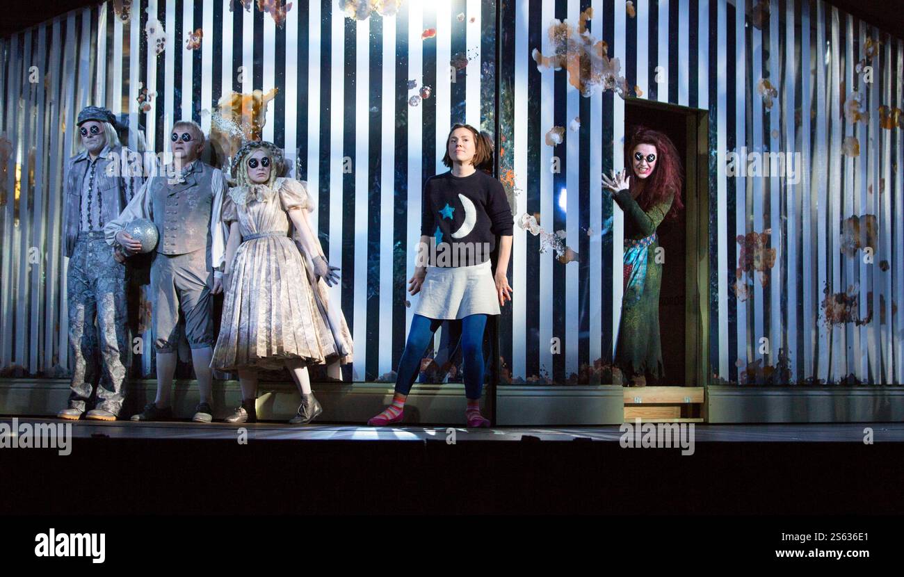 Dominic sedgwick hi-res stock photography and images - Alamy