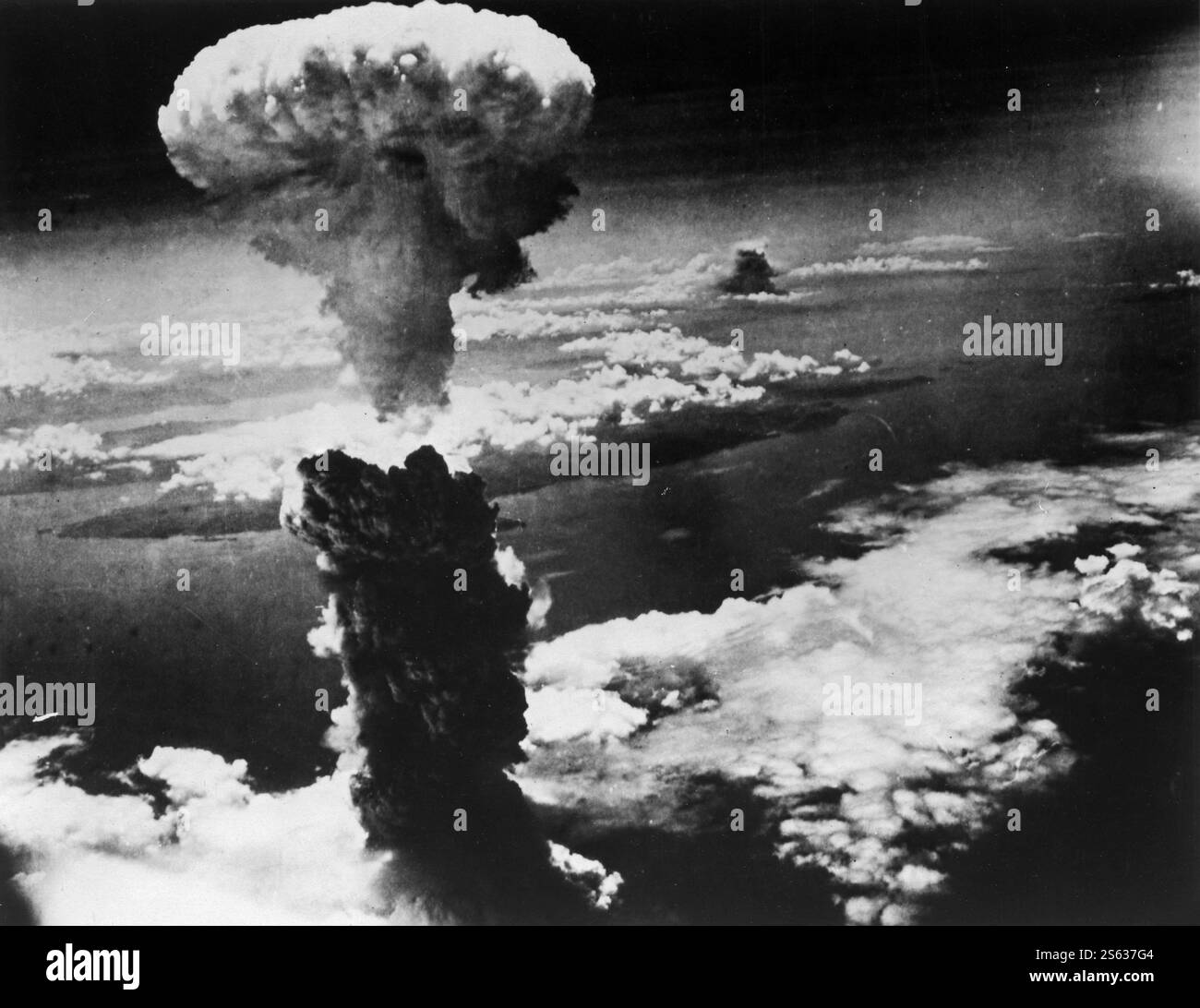 NAGASAKI, JAPAN - 09 August 1945 - Aerial view of the mushroom cloud ...