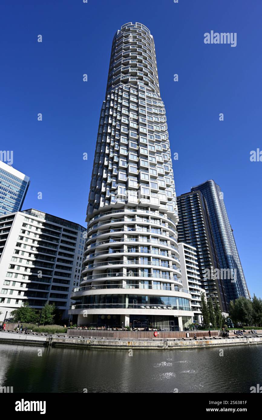 One Park Drive, Wood Wharf residential development, Canary Wharf estate ...