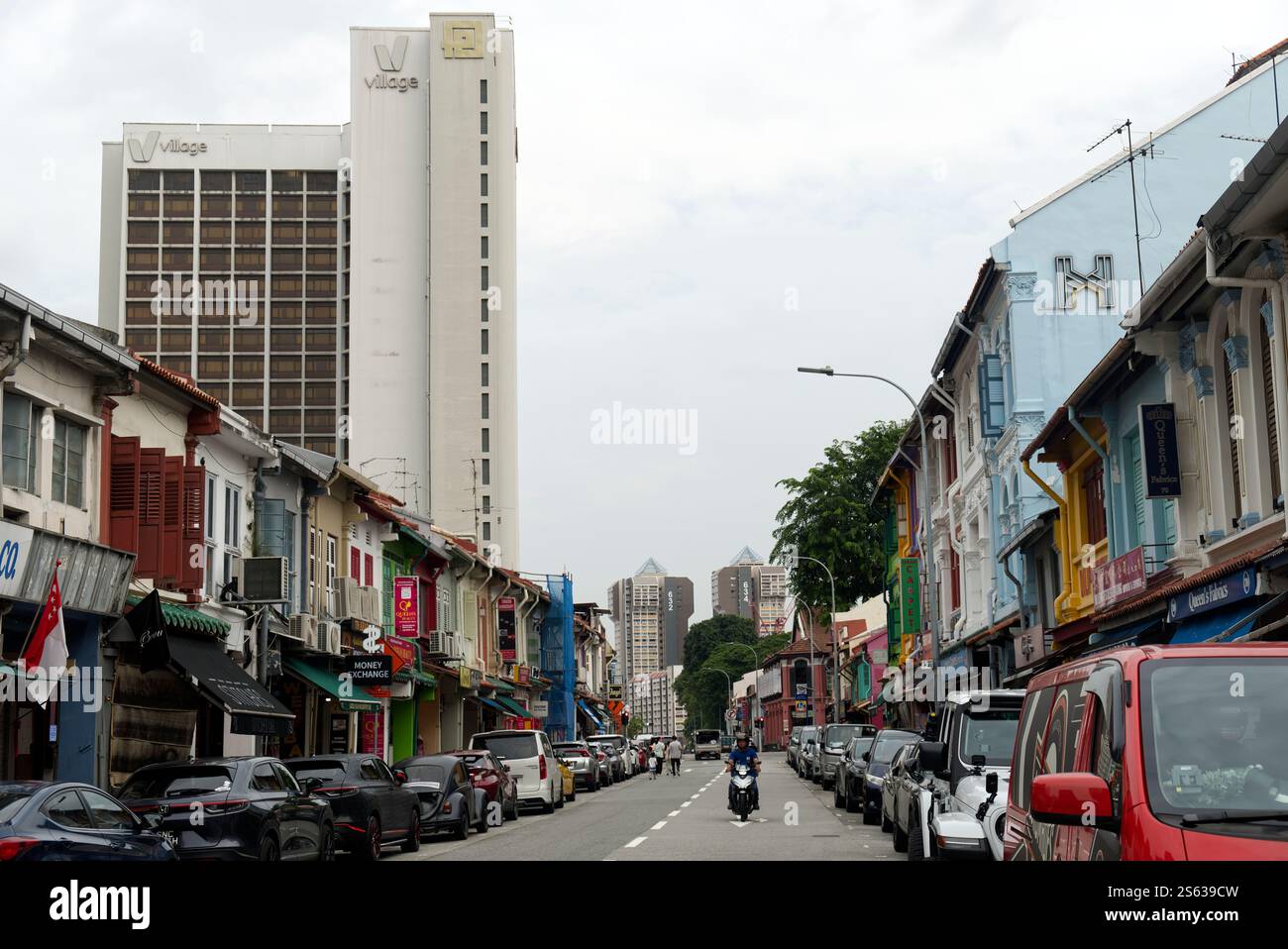 Haji Lane and surrounding architecture and shops in the Arab District ...
