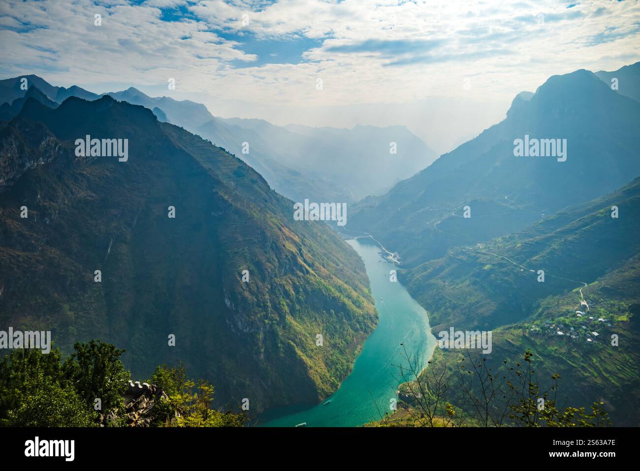 Ha Giang landscape in Northern Vietnam. Popular Ha Giang Loop tour ...