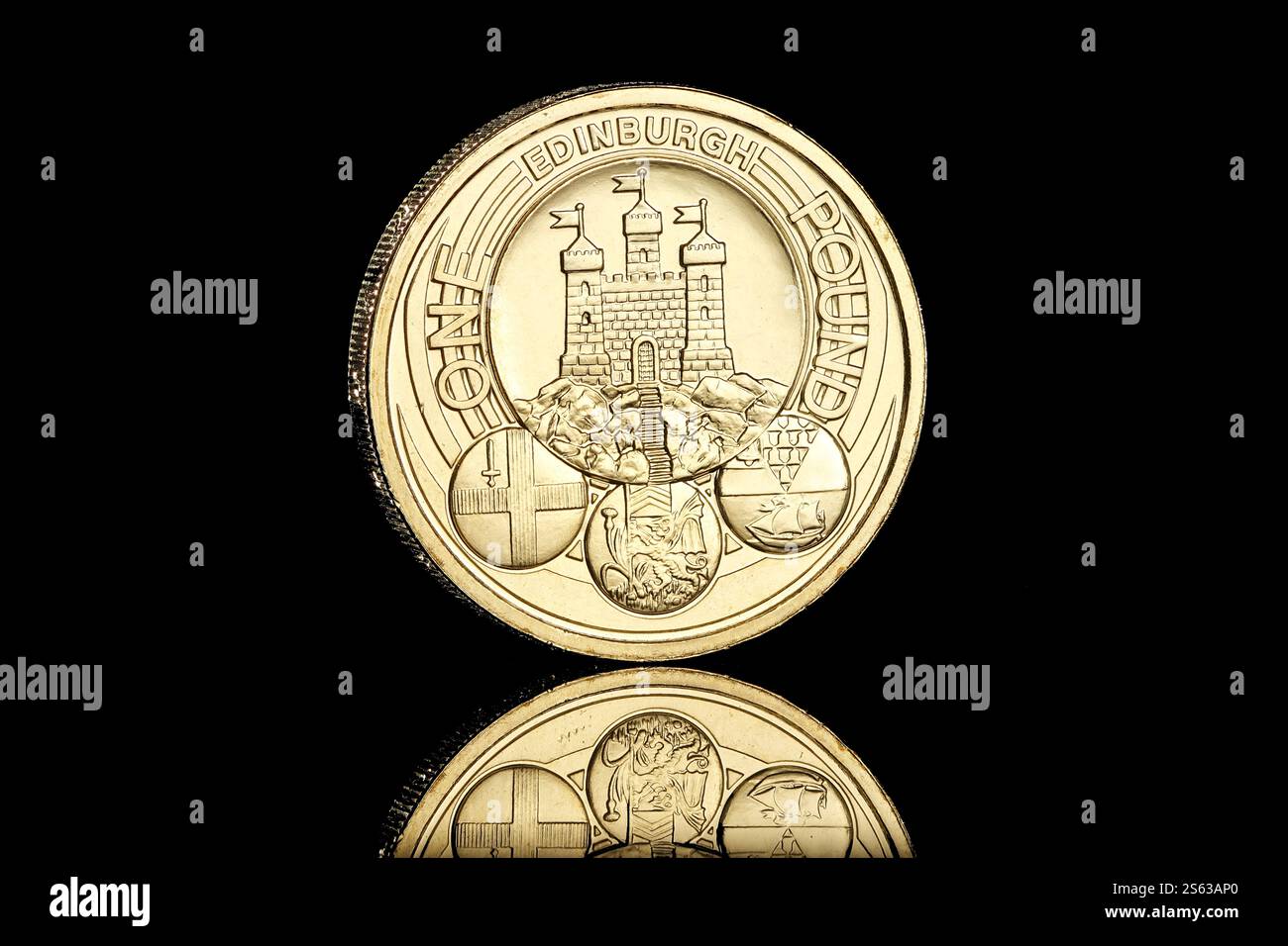 Edinburgh pound coin hi-res stock photography and images - Alamy