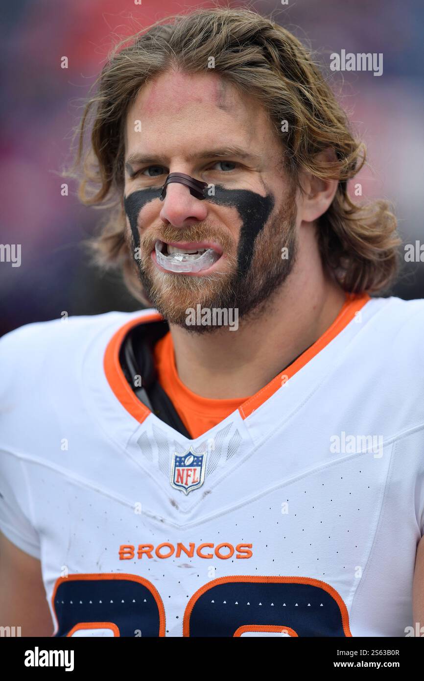 Denver Broncos fullback Michael Burton (20) warms up before an NFL ...