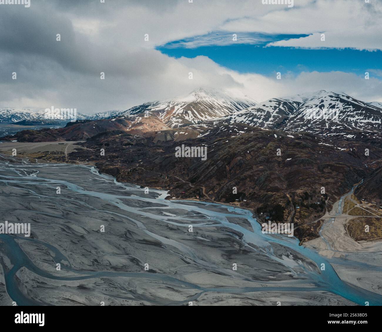 Aerial view of glacial rivers in the highlands of iceland hi-res stock ...