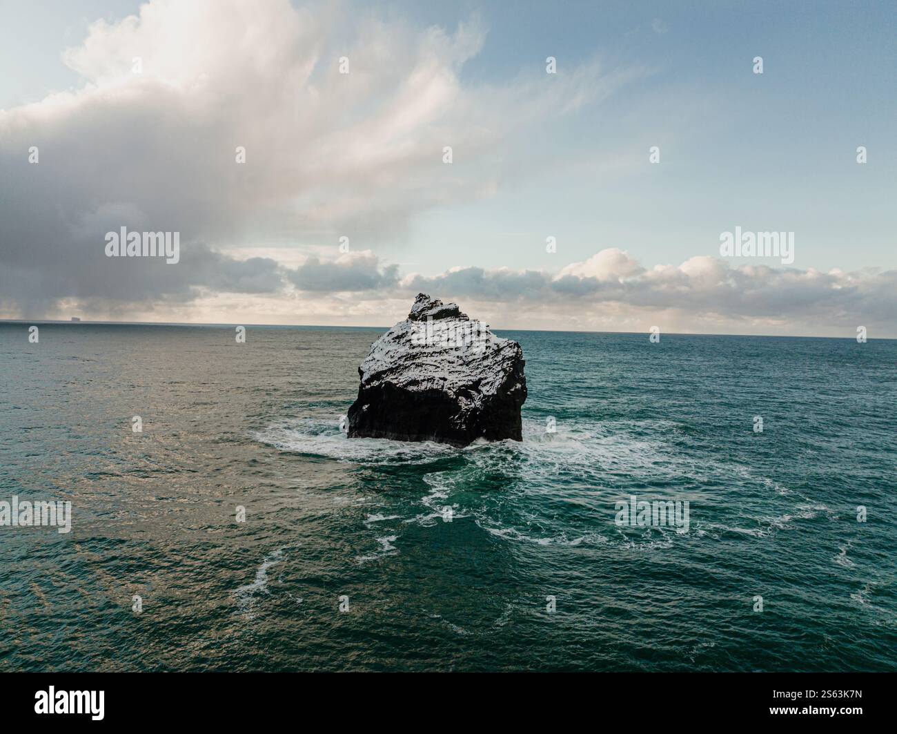 Reykjanes peninsula unique rock formation hi-res stock photography and ...