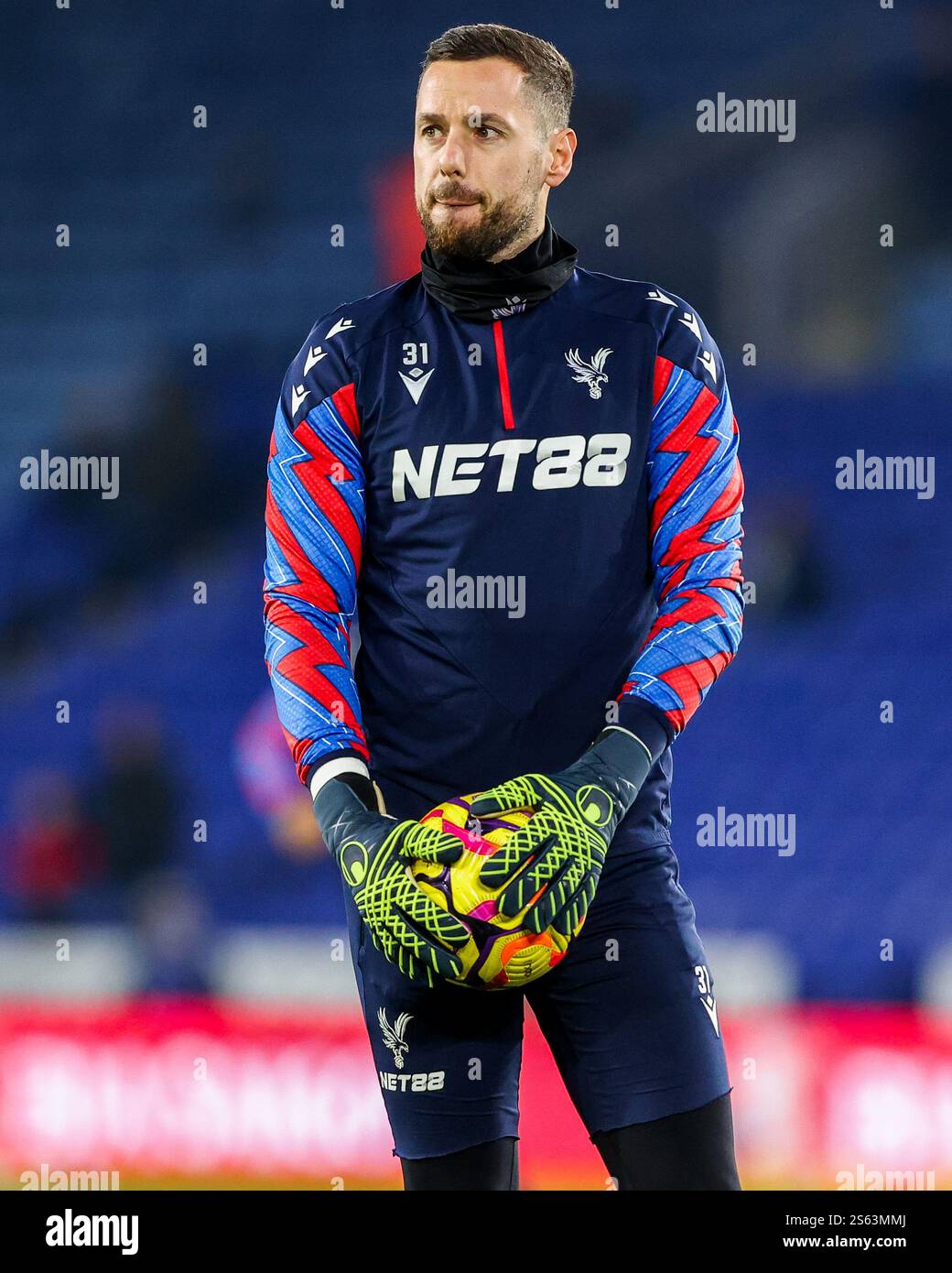 Remi Matthews of Crystal Palace warms up prior to the Premier League ...