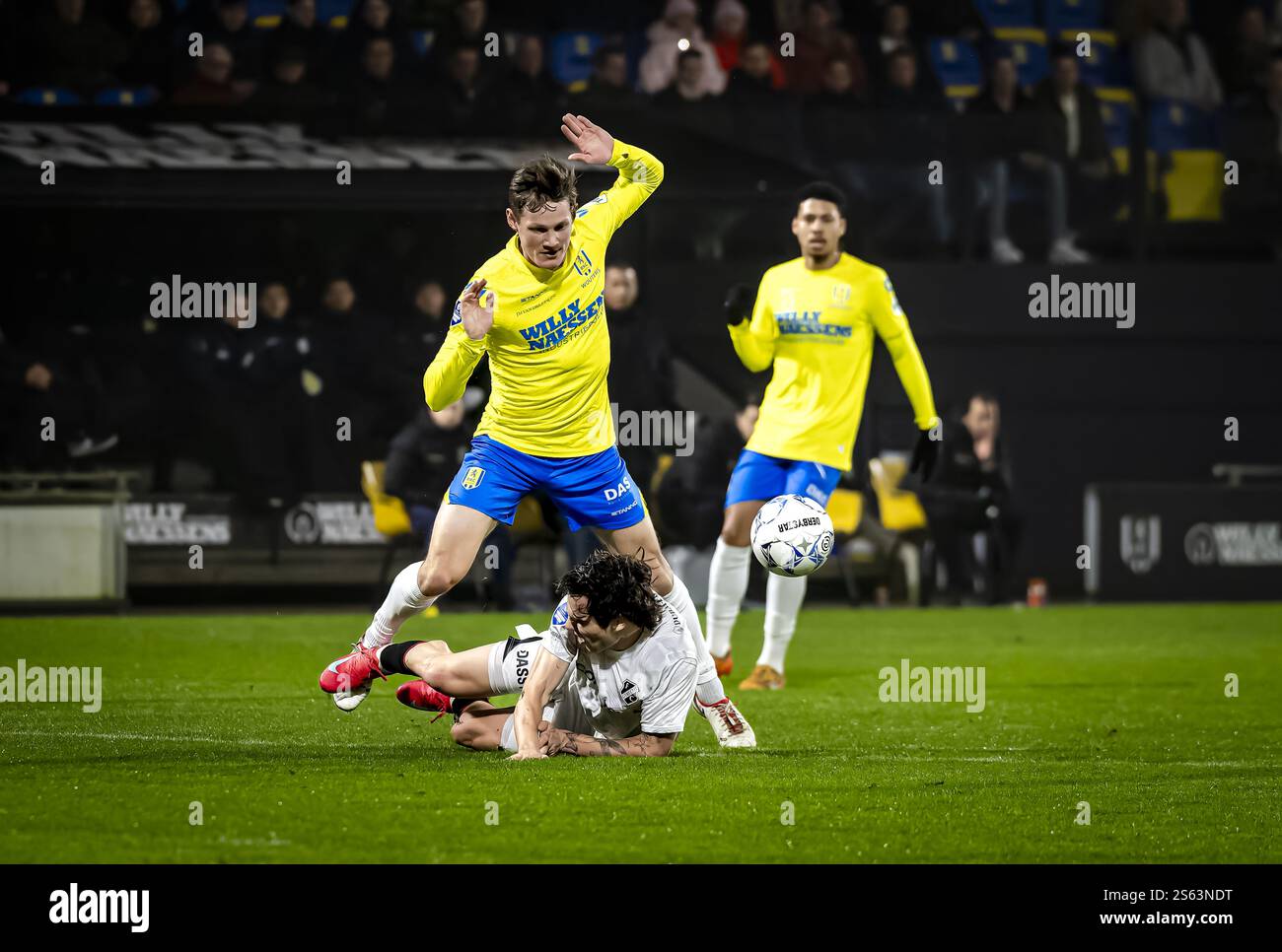 WAALWIJK, Netherlands. 15th Jan, 2025. SPO, Mandemakers Stadium, Dutch eredivisie, season 2024/ ...