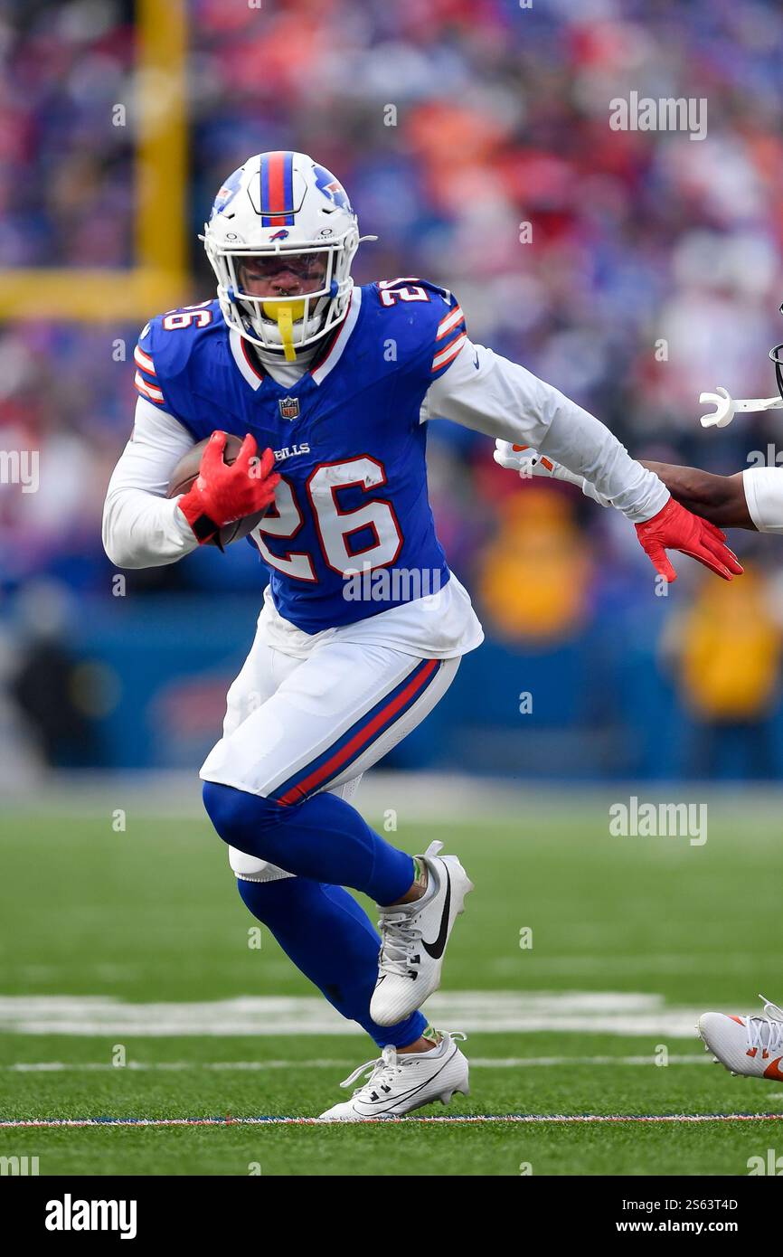 Buffalo Bills running back Ty Johnson (26) runs with the ball during ...