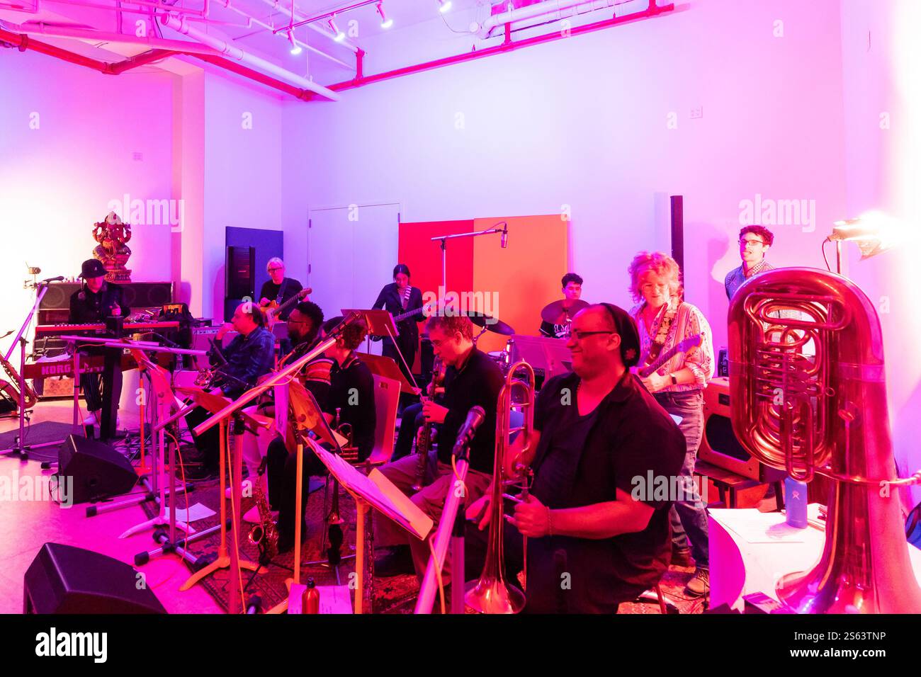Peter Apfelbaum's New York Hieroglyphics performs during Winter ...