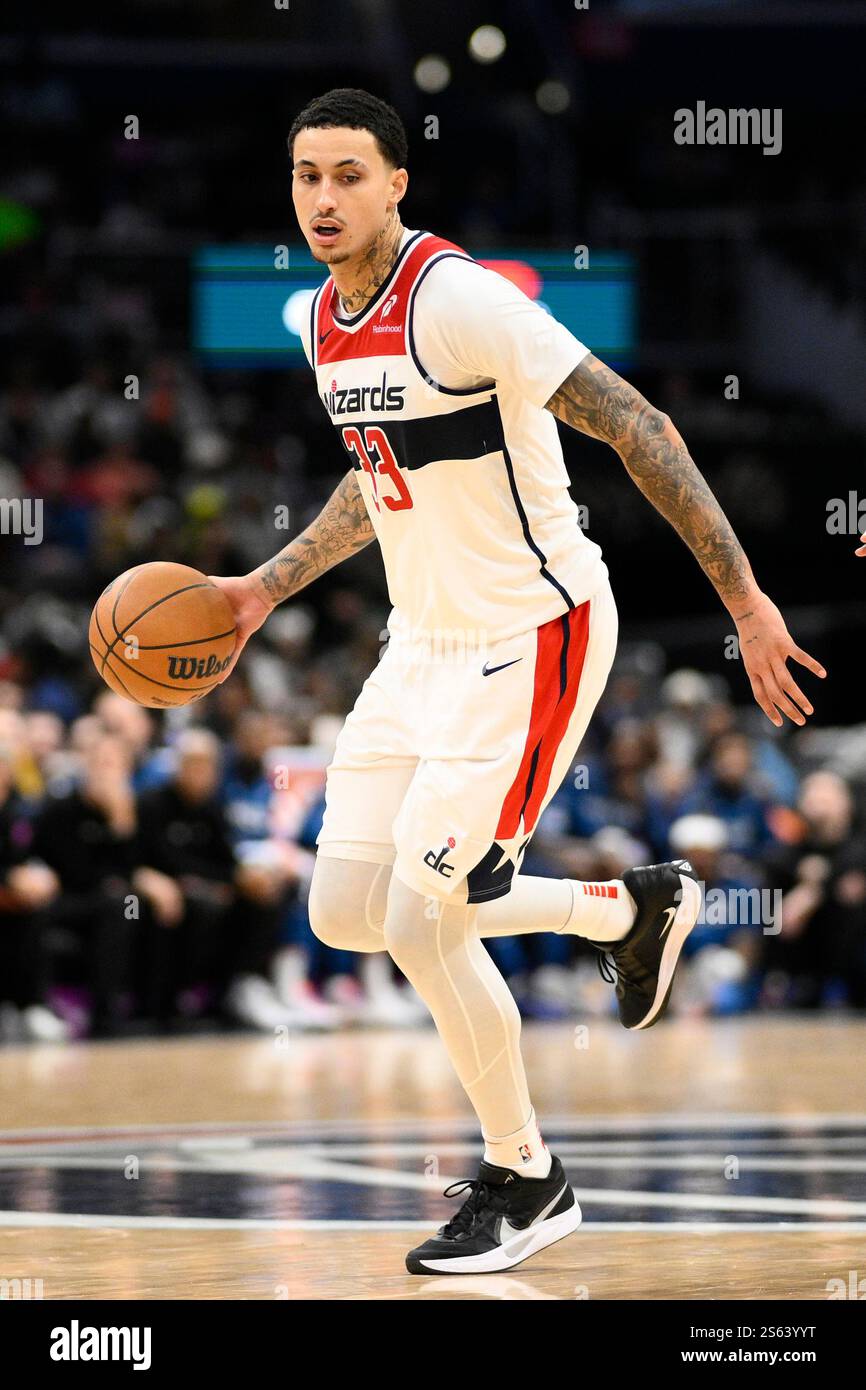 Washington Wizards forward Kyle Kuzma (33) in action during the second ...