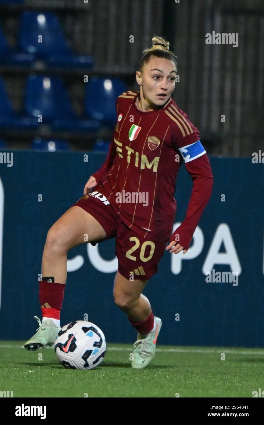 Naples, Italy. 15th Jan, 2025. Giada Greggi of AS Roma in action during ...
