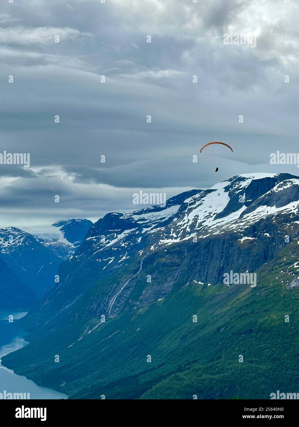 Paragliding view over mountains hi-res stock photography and images - Alamy