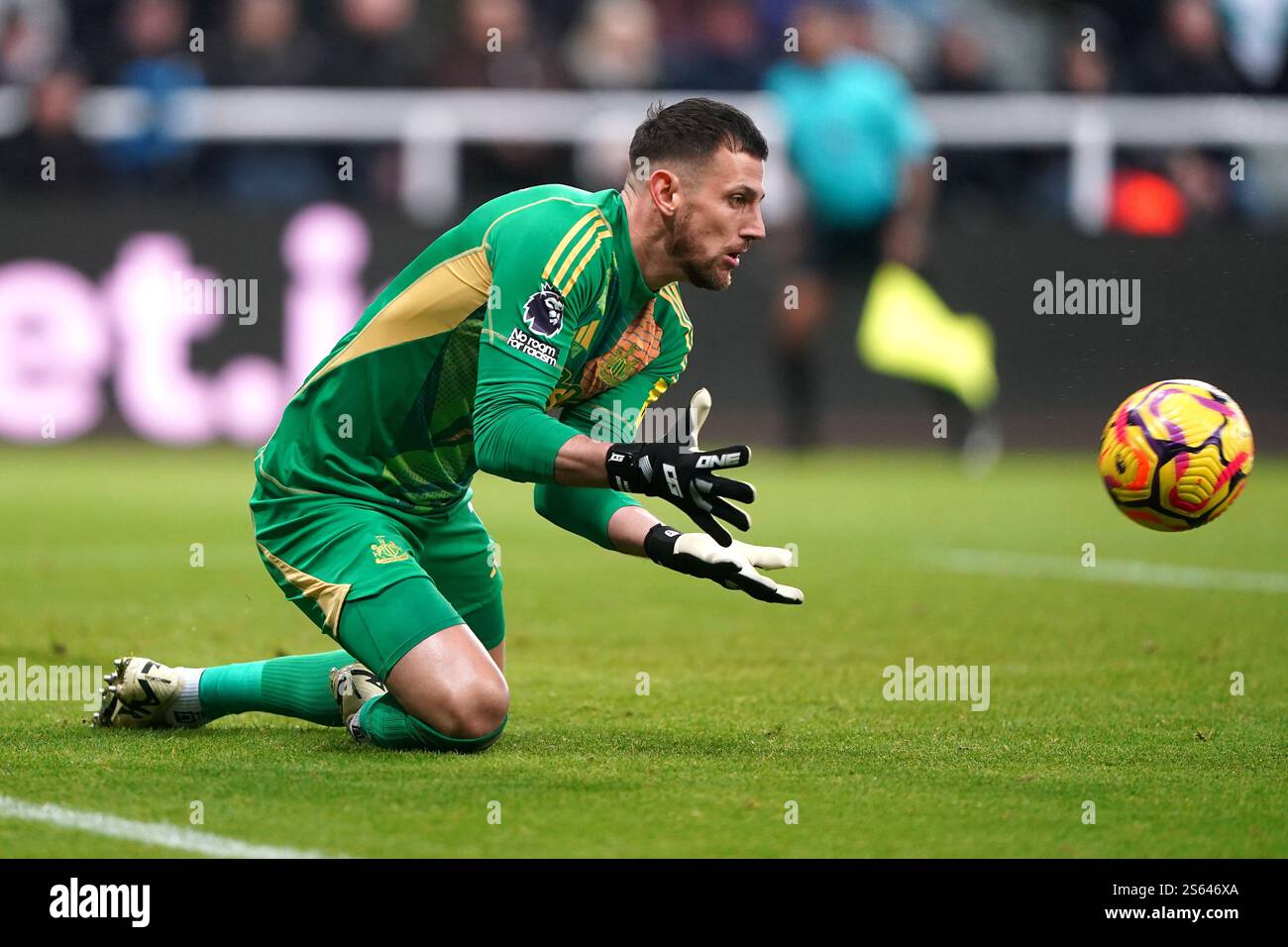 Newcastle United goalkeeper Martin Dubravka during the Premier League ...