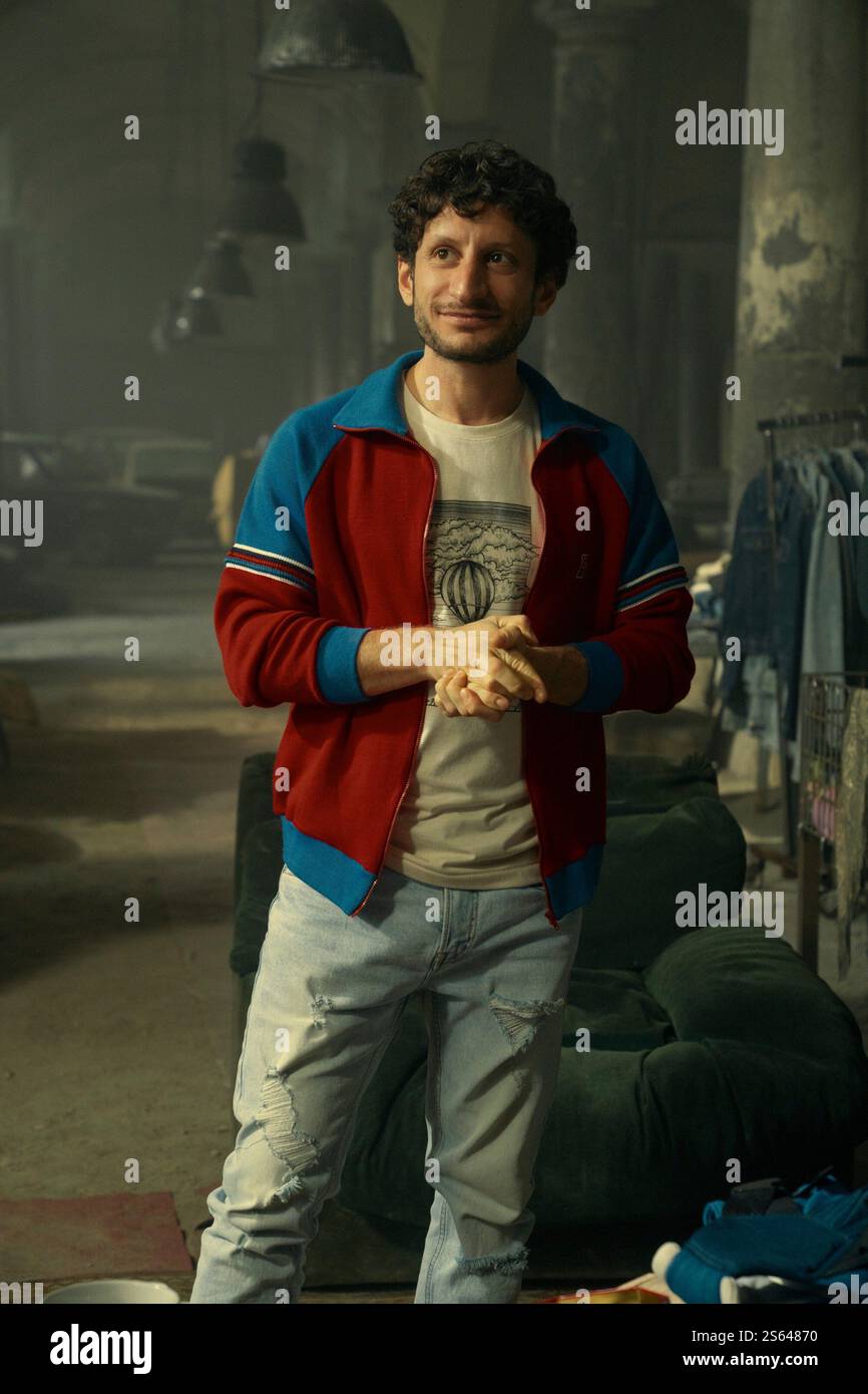 MICA E COLPA MIA, (aka THE LOVE SCAM), Vincenzo Nemolato, 2025. ph: Duccio Giordano / © Netflix ...