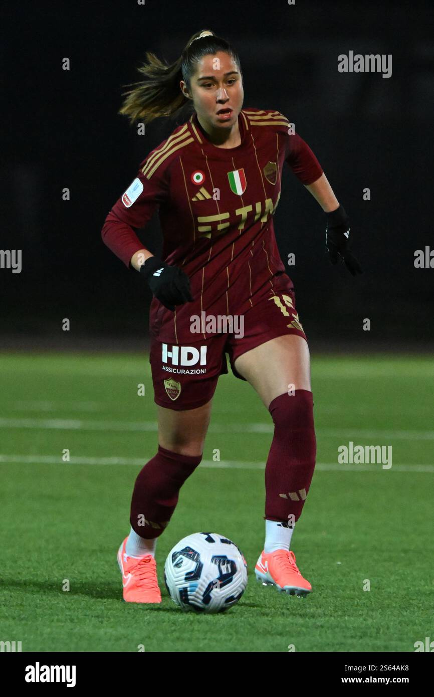 Naples, Italy. 15th Jan, 2025. Giulia Dragoni of AS Roma in action ...