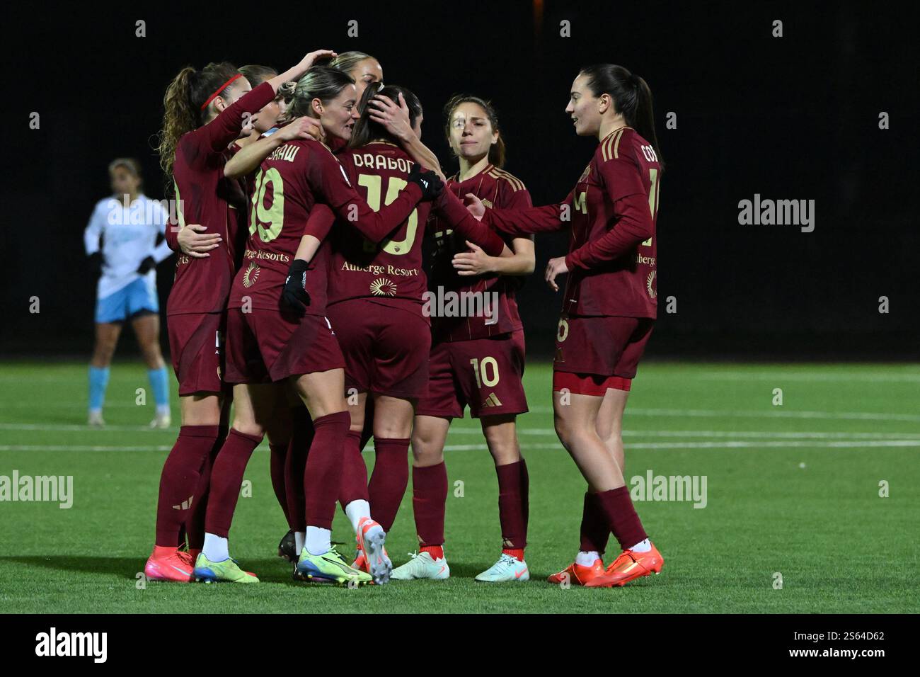 Naples, Italy. 15th Jan, 2025. Giulia Dragoni of AS Roma celebrates ...