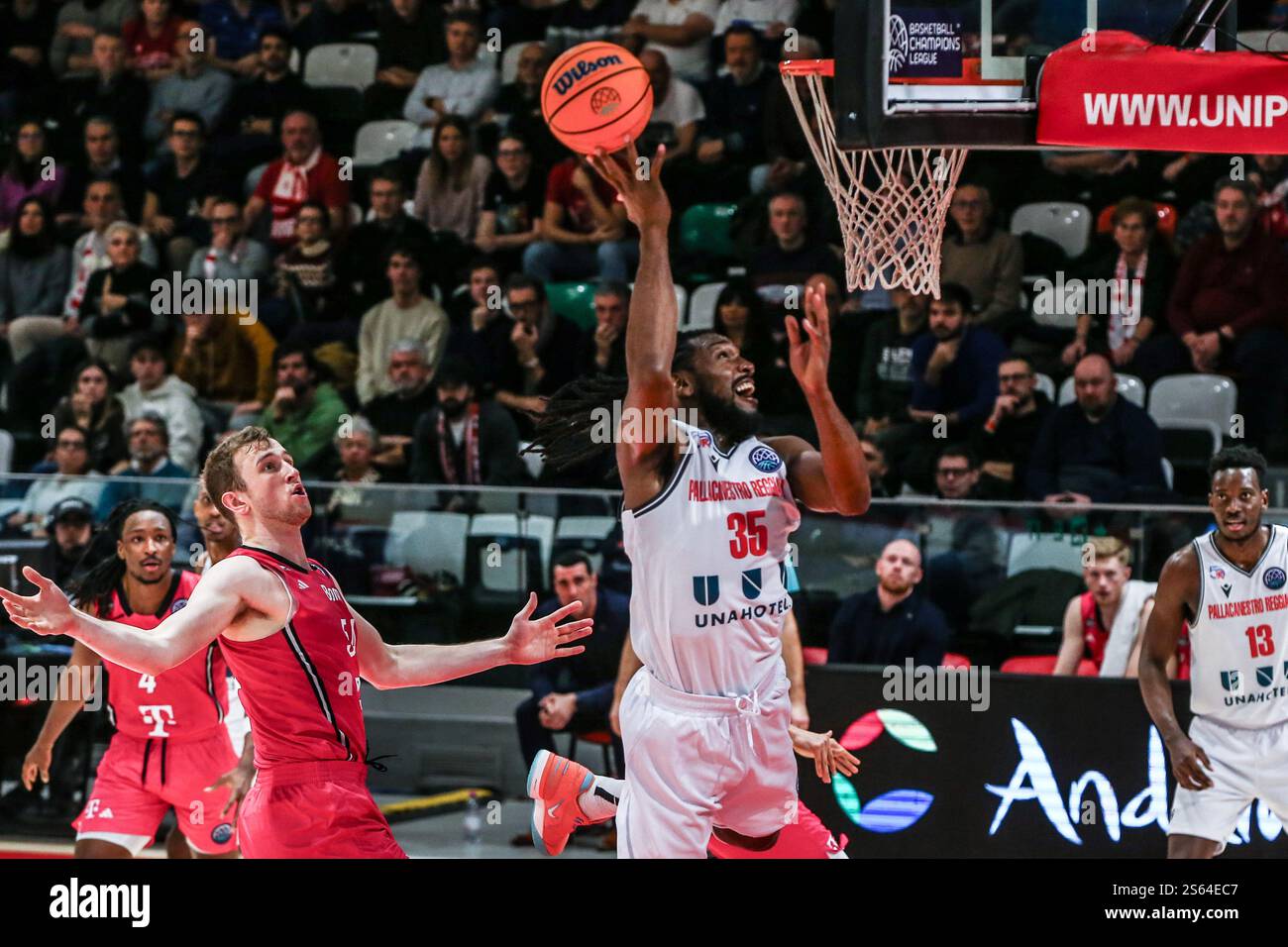 Kenneth Faried (Unahotels Reggio Emilia) during Pallacanestro Reggiana ...
