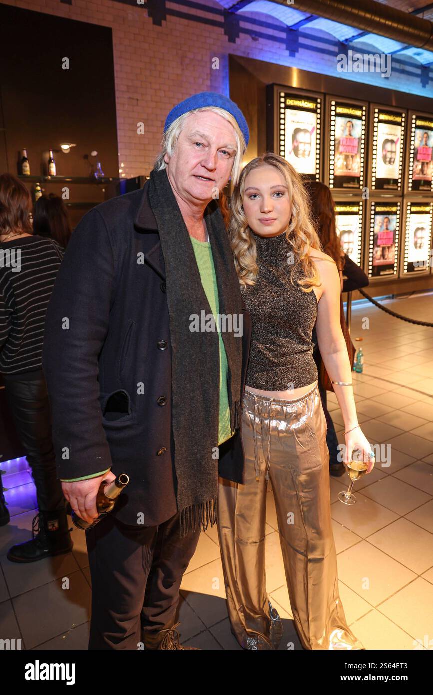 Premiere TRAUMNOVELLE Detlev Buck und Helena Zengel Premiere ...