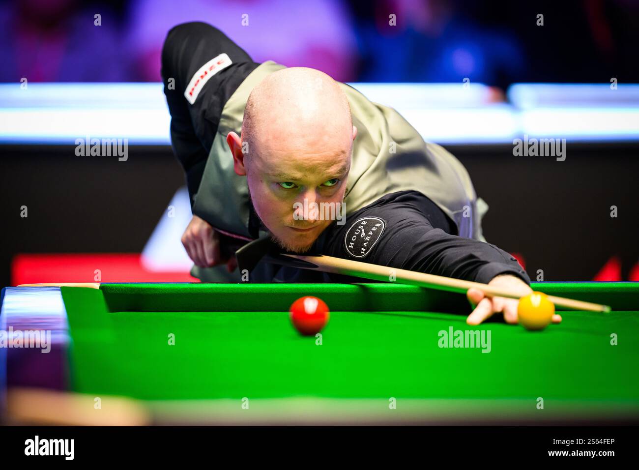 LONDON, UNITED KINGDOM. 15th Jan, 25. Chris Wakelin in Match between ...