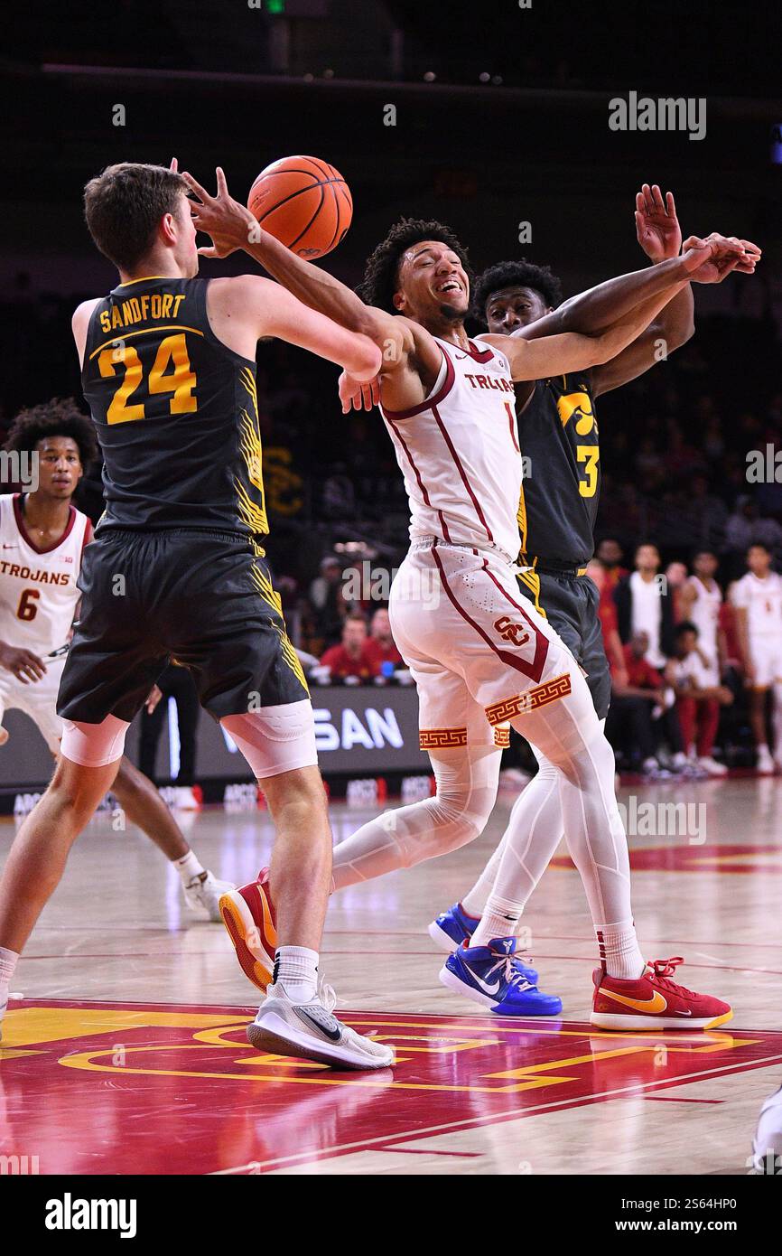 LOS ANGELES, CA - JANUARY 14: USC Trojans guard Desmond Claude (1 ...