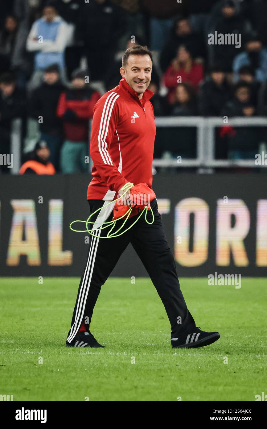 Milan, Italy. 12th Jan, 2025. Legends vs Streamer match at Allianz ...