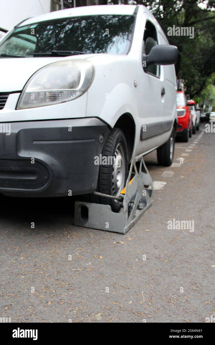 Wheel immobilizer device used by police and traffic officers to ...