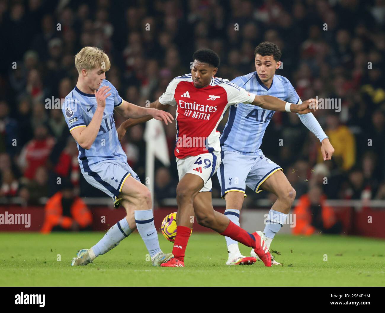 London, UK. 15th Jan, 2025. Lucas Bergvall (TH) Myles Lewis-Skelly (A ...