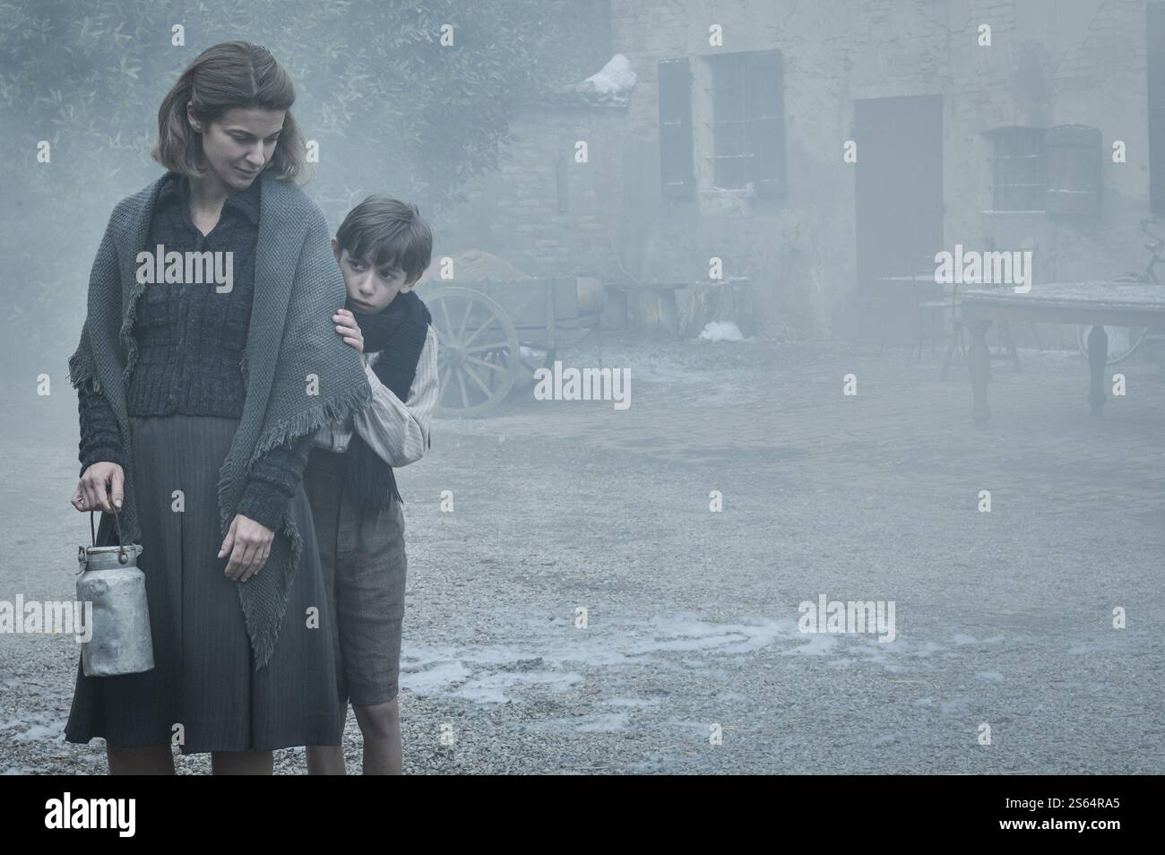 THE CHILDREN'S TRAIN, (aka IL TRENO DEI BAMBINI), from left: Barbara ...