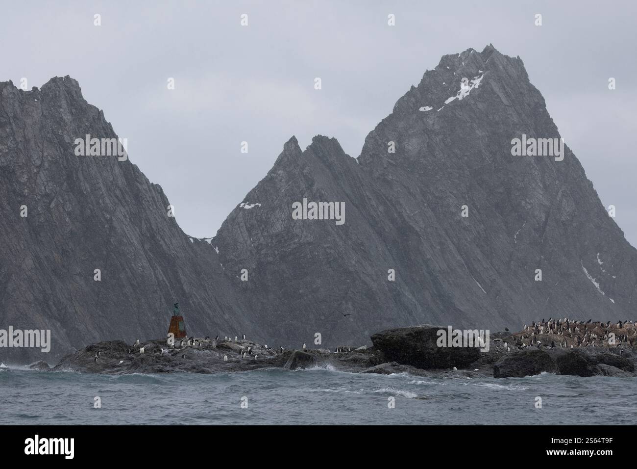 Monument to Chilean Lt. Luis Pardo who rescued the survivors of the ...