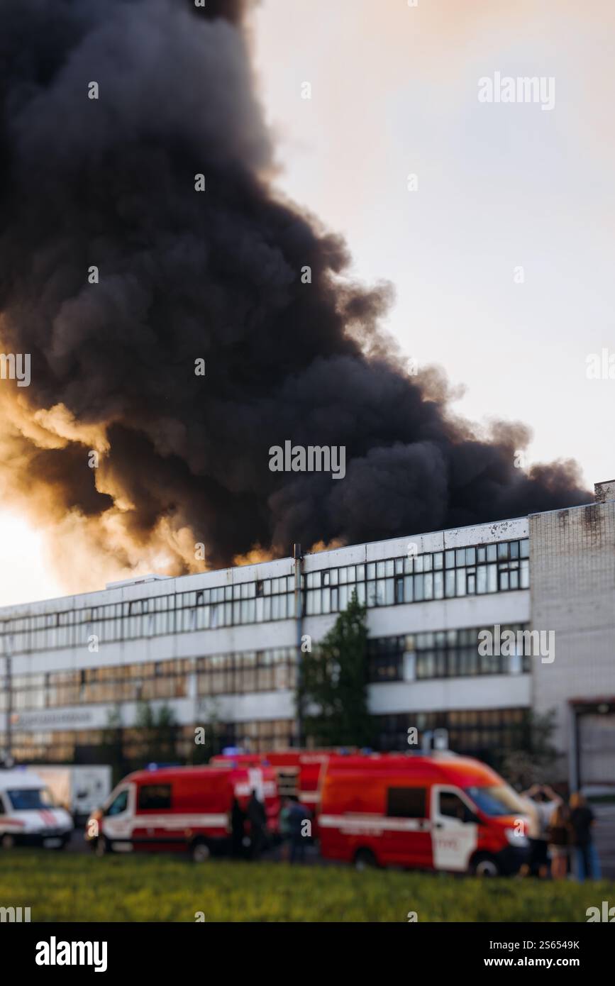 Massive large blaze fire in the city, blazing warehouse factory ...