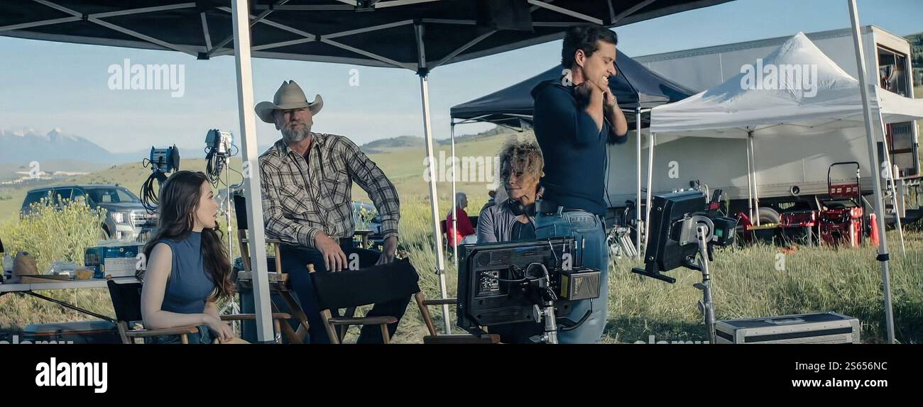 SOMEWHERE IN MONTANA, from left: Kaleigh Macchio, Graham McTavish, Michelle Hurd, Matt Drago ...