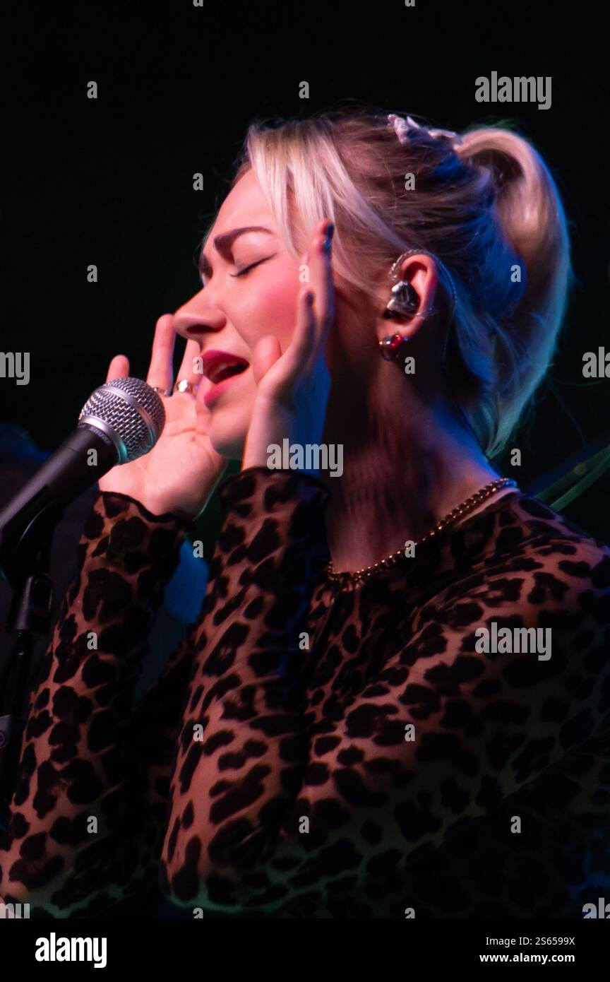 London, United Kingdom. 15th January 2025. British pop promise Loren ...