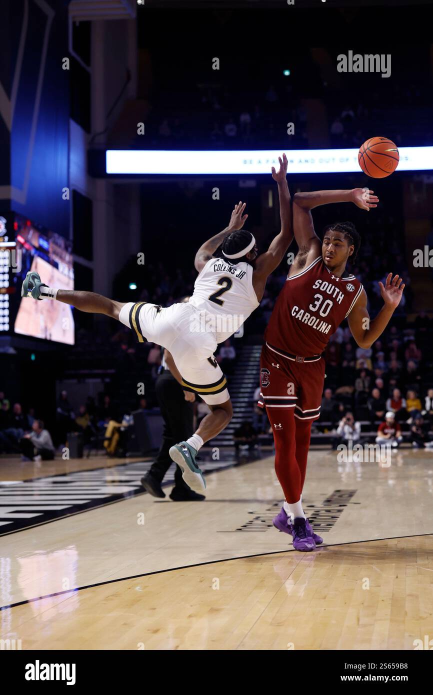 NASHVILLE, TN - JANUARY 15: Vanderbilt Commodores guard MJ Collins Jr ...