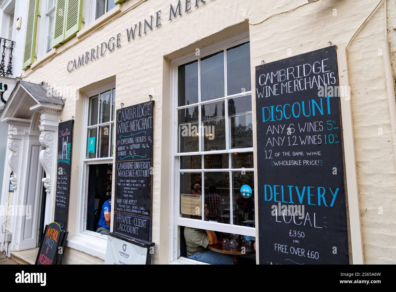 Cambridge England, Cambridge wine merchants wine bar in the city centre ...