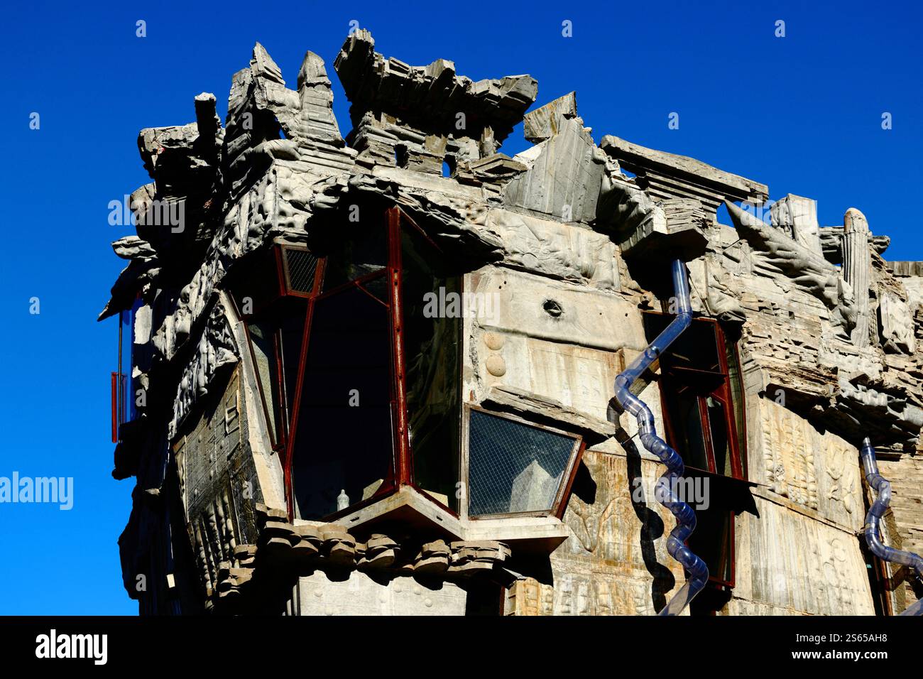 A picture shows the Arimaston Building, self-built by architect Keisuke ...