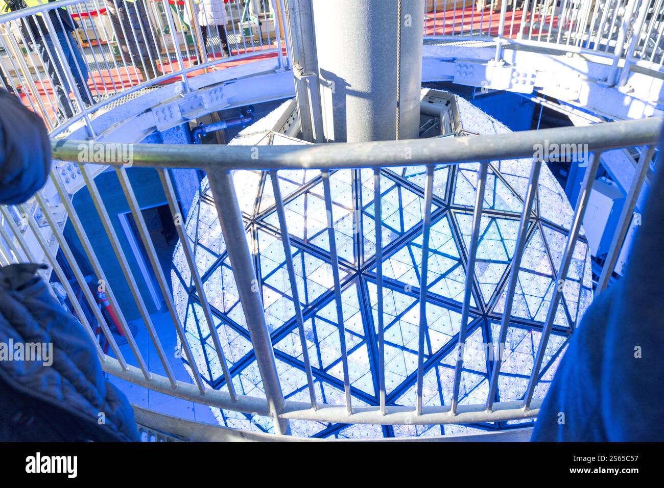 New York, United Of States. 15th Jan, 2025. The Ball will be retired ...