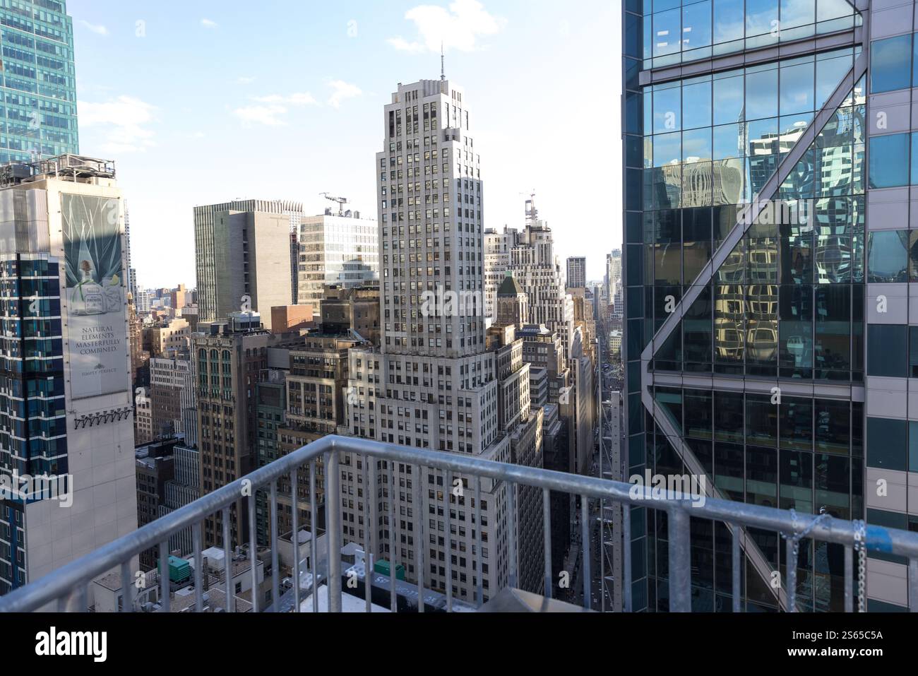 New York, United Of States. 15th Jan, 2025. The Ball will be retired ...