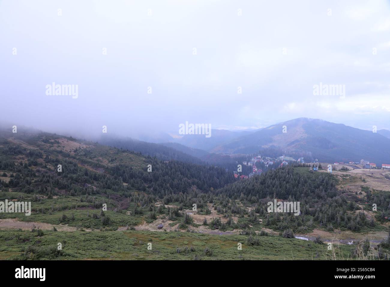 Morning view from the Dragobrat mountain peaks in Carpathian mountains ...
