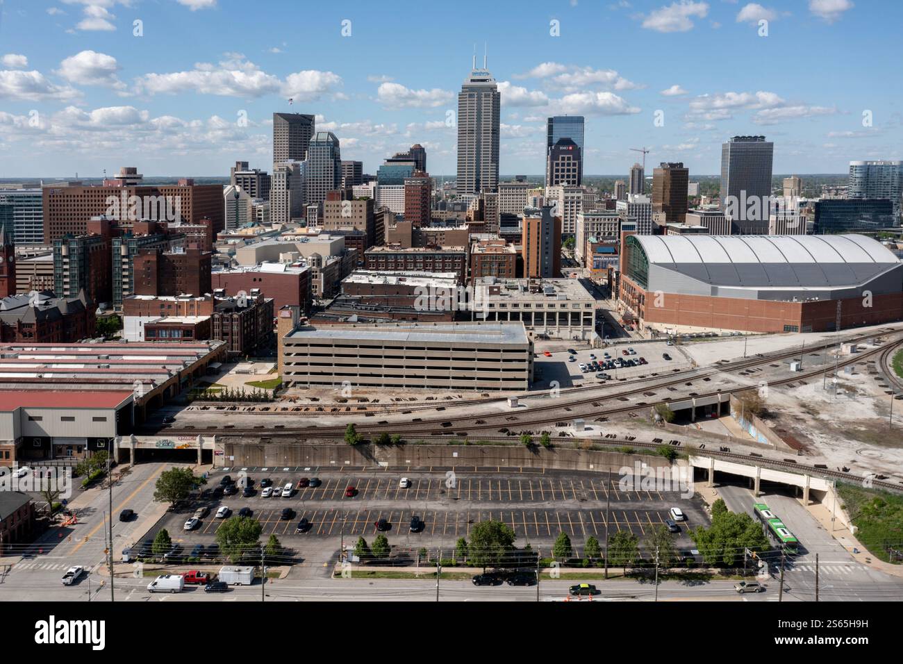 View of the Indianapolis skyline from the south including the ...