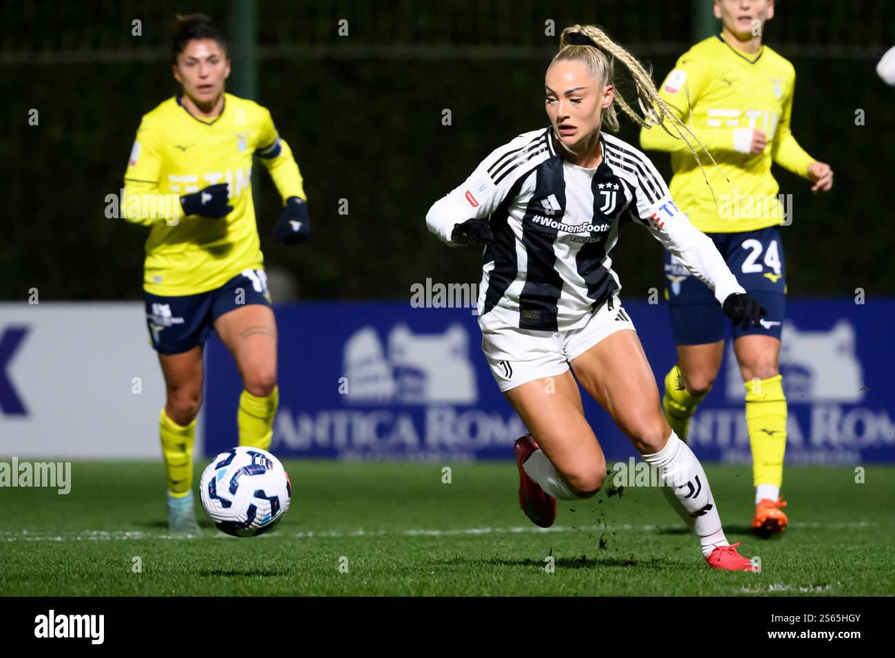 Alisha Lehmann of Juventus FC in action during the Women's Coppa Italia ...