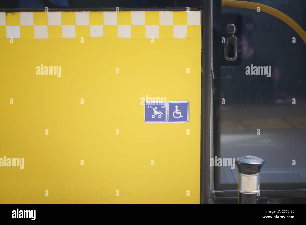 Enhancing accessibility with yellow checkerboard symbols for public ...