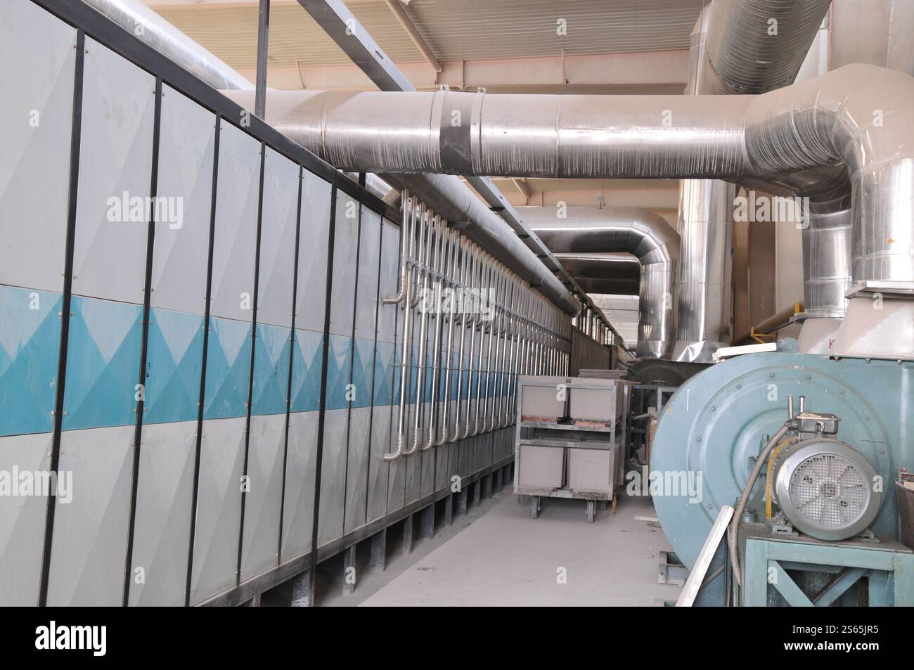 Industrial plumbing facilities of the factory Stock Photo - Alamy