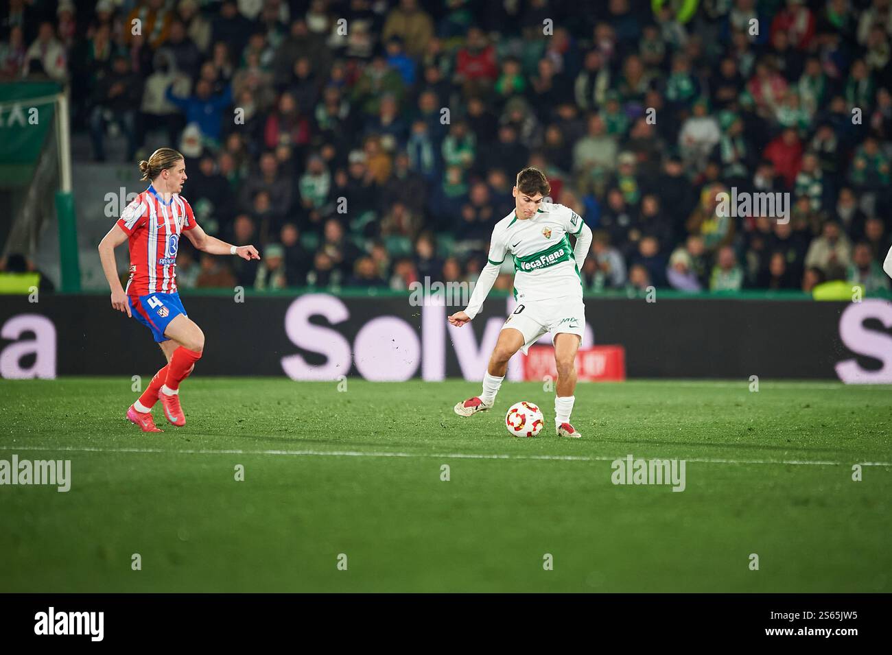 Elche, Spain. 15th Jan, 2025. Rodrigo Mendoza Martinez Moya of Elche CF seen in action during ...