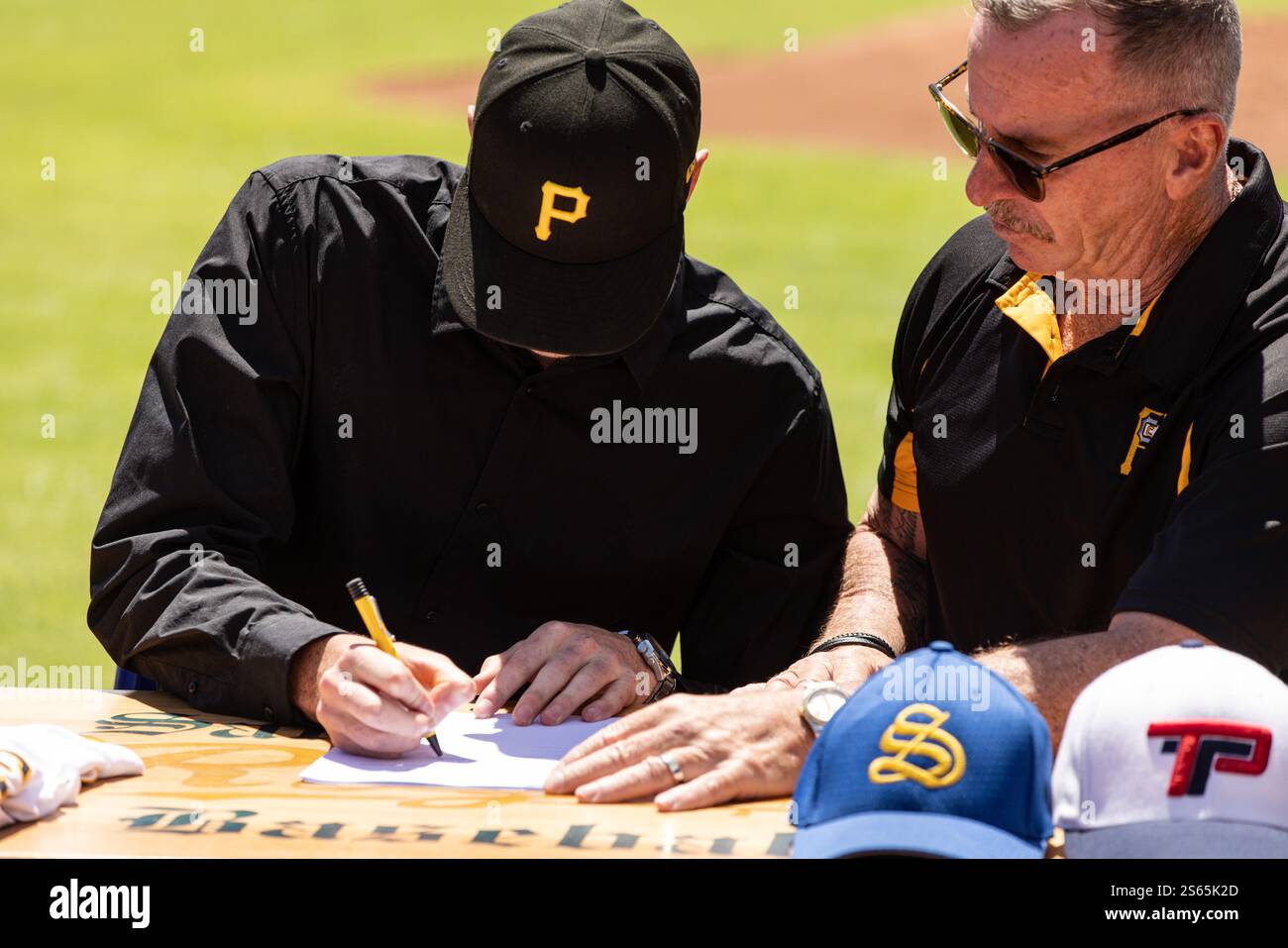 Melbourne, Australia. 16th Jan, 2025. Robinson Smith and Pittsburg ...