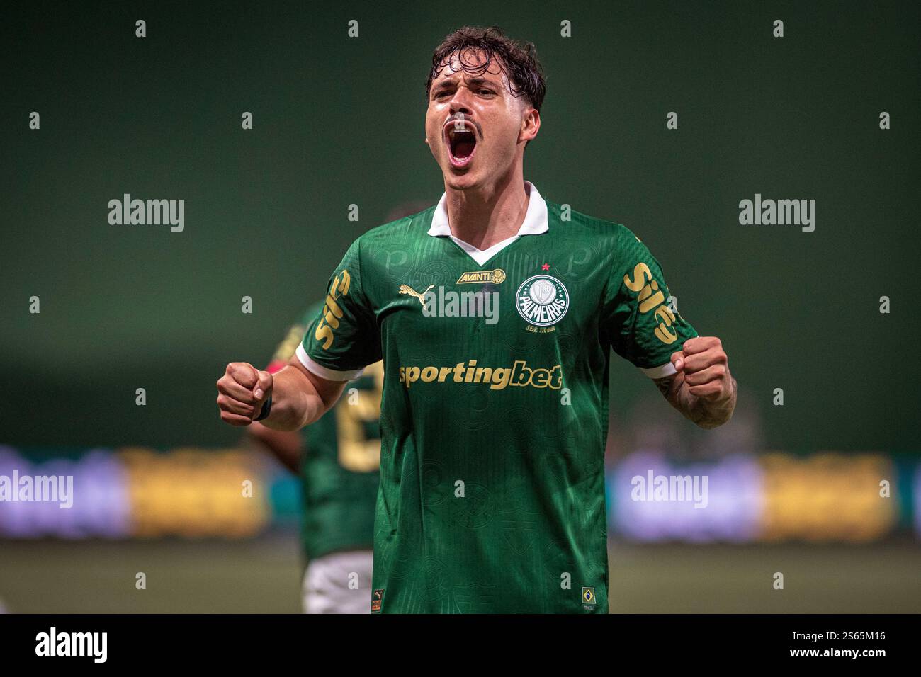 São Paulo, Brazil. 16th Jan, 2025. Maurício of Palmeiras celebrates ...