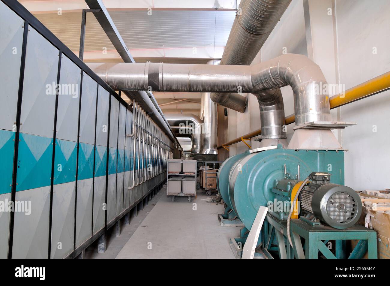 Industrial plumbing facilities of the factory Stock Photo - Alamy
